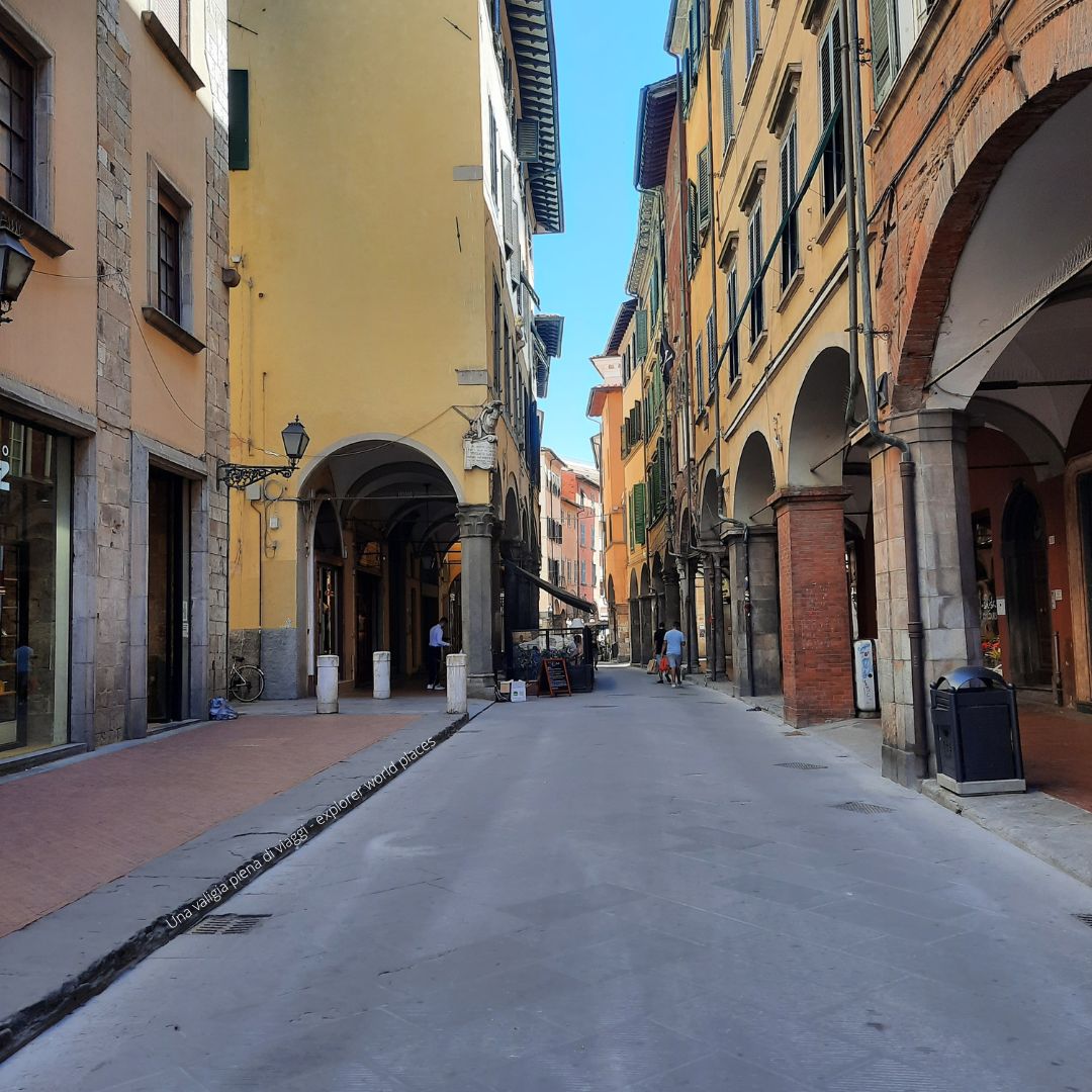 Pisa: itinerario del centro storico. Alla scoperta della città, famosa ...
